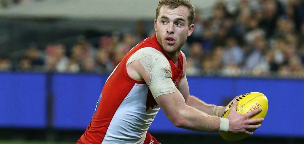 Bring Tom Mitchell To Your Next Event | Features | MN2S Talent