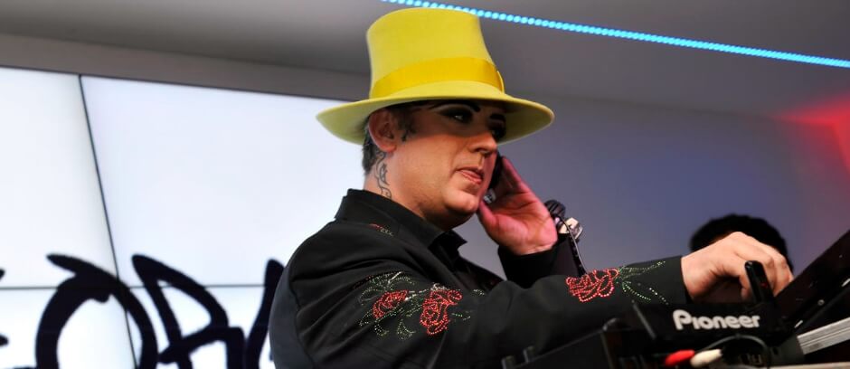 How to Book a DJ for a Party | News | MN2S Talent