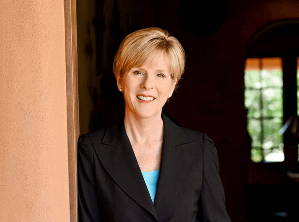 Lisa Ford | Booking Agent | Speakers Roster | MN2S