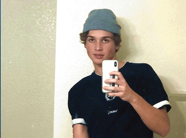 Aaron Hull | Booking Agent | Talent Roster | MN2S