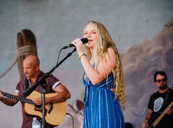 Shannon Gibbons | Booking Agent | Talent Roster | MN2S