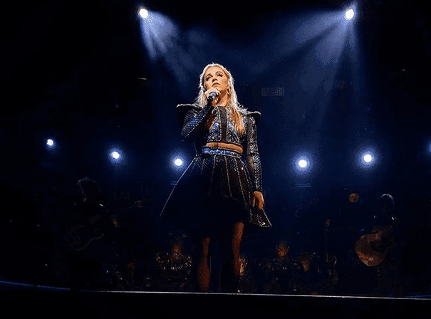 Elizabeth Walker | Booking Agent | Talent Roster | MN2S