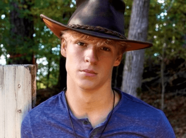 Baylee Littrell | Booking Agent | Talent Roster | MN2S