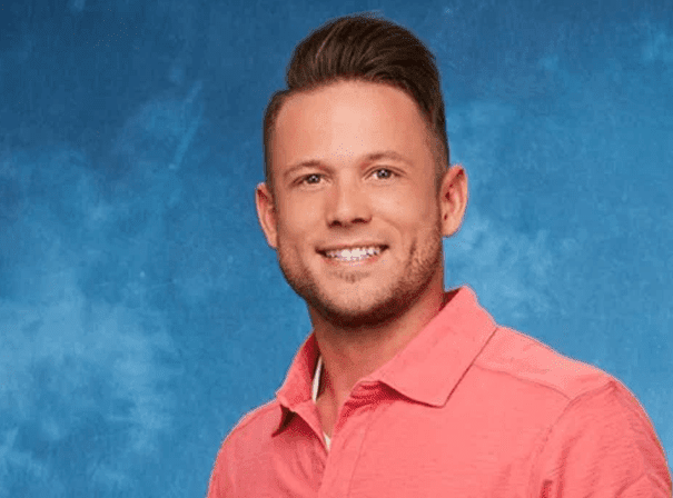 Lee Garrett | Booking Agent | Talent Roster | MN2S